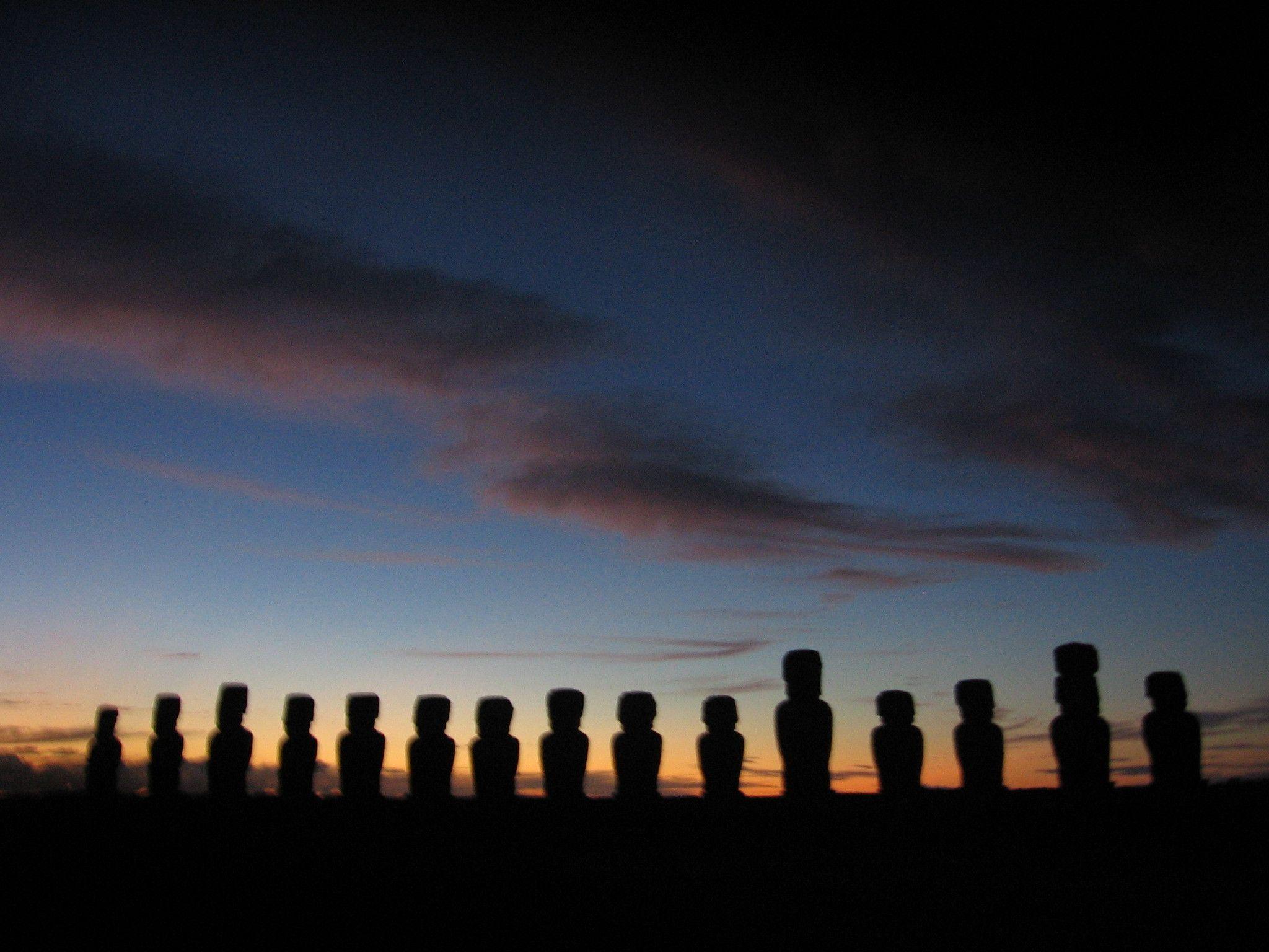 🔥 [70+] Moai Wallpapers | WallpaperSafari