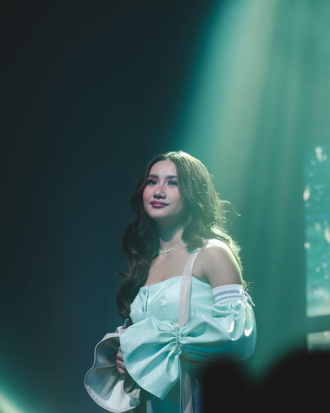 🔥 [50+] Bini Desktop Wallpapers | WallpaperSafari