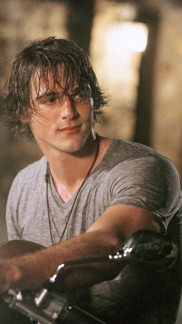 [34+] Noah Flynn Wallpapers on WallpaperSafari