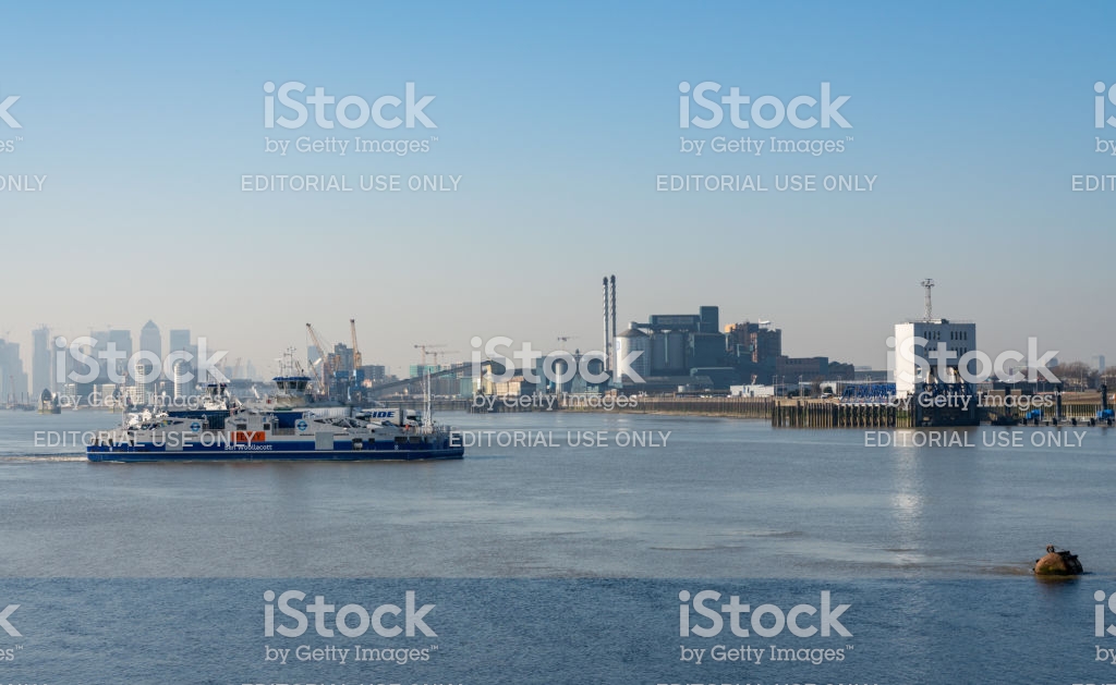 [38+] Wharf Background on WallpaperSafari