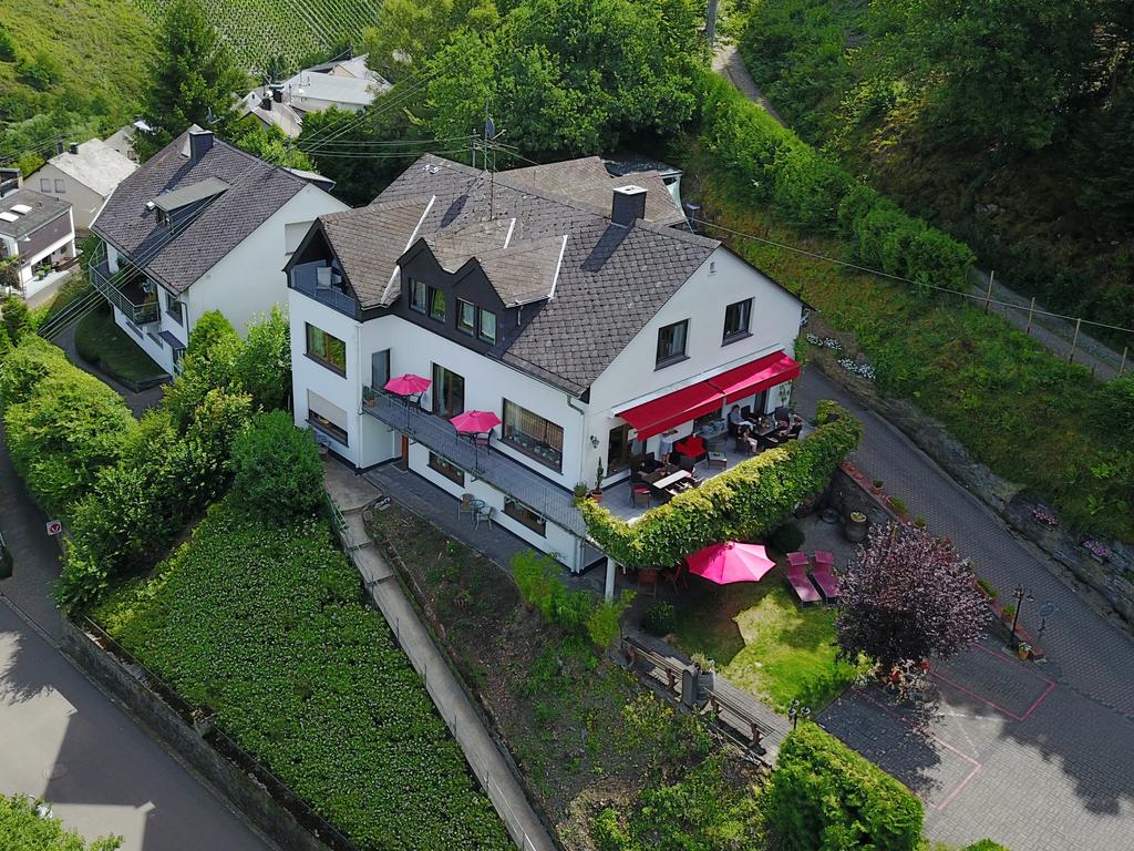 🔥 Free Download Guesthouse Haus Gr Newald Zell An Der Mosel Germany ...