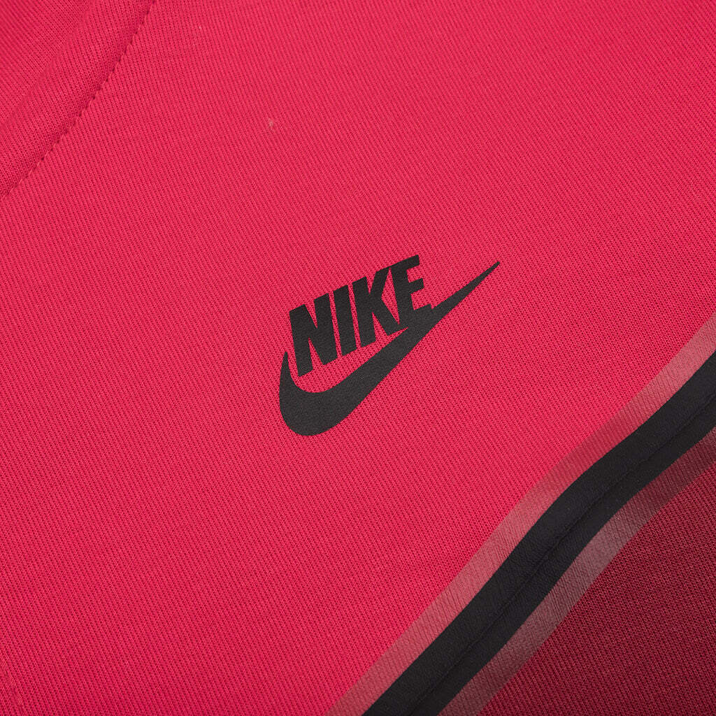 🔥 [20+] Nike Tech Fleece Wallpapers | WallpaperSafari