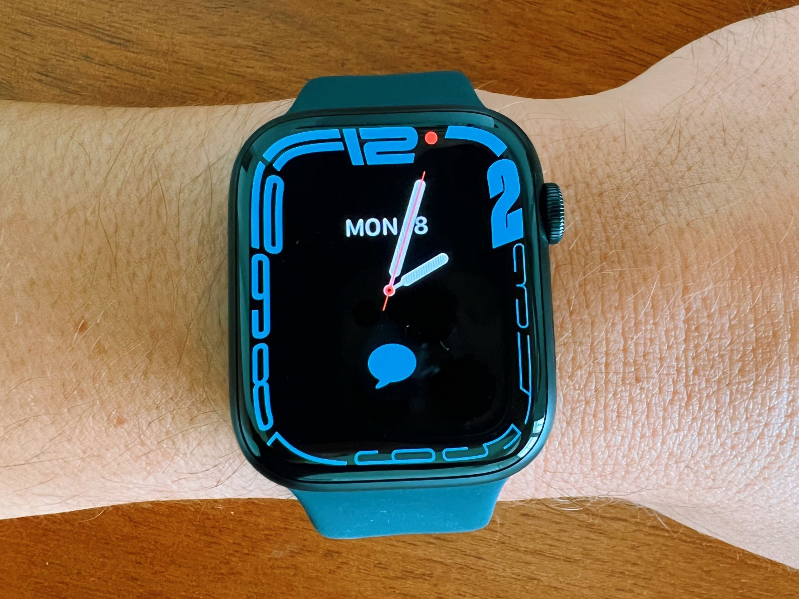  40 Apple Watch Series 8 Wallpapers WallpaperSafari