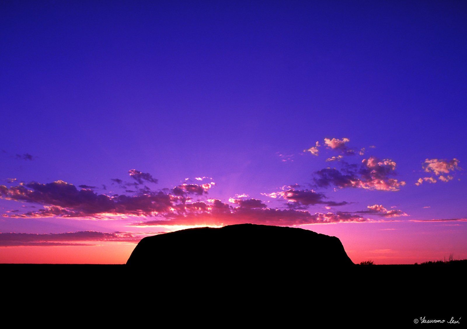 🔥 Free Download Uluru Hd Wallpaper Background Image by @swatkins ...