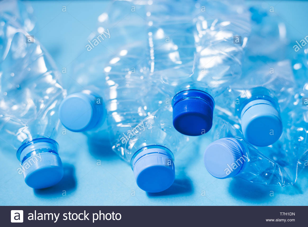 🔥 Download Green Recycling Round Background Stock Vector Waste by ...