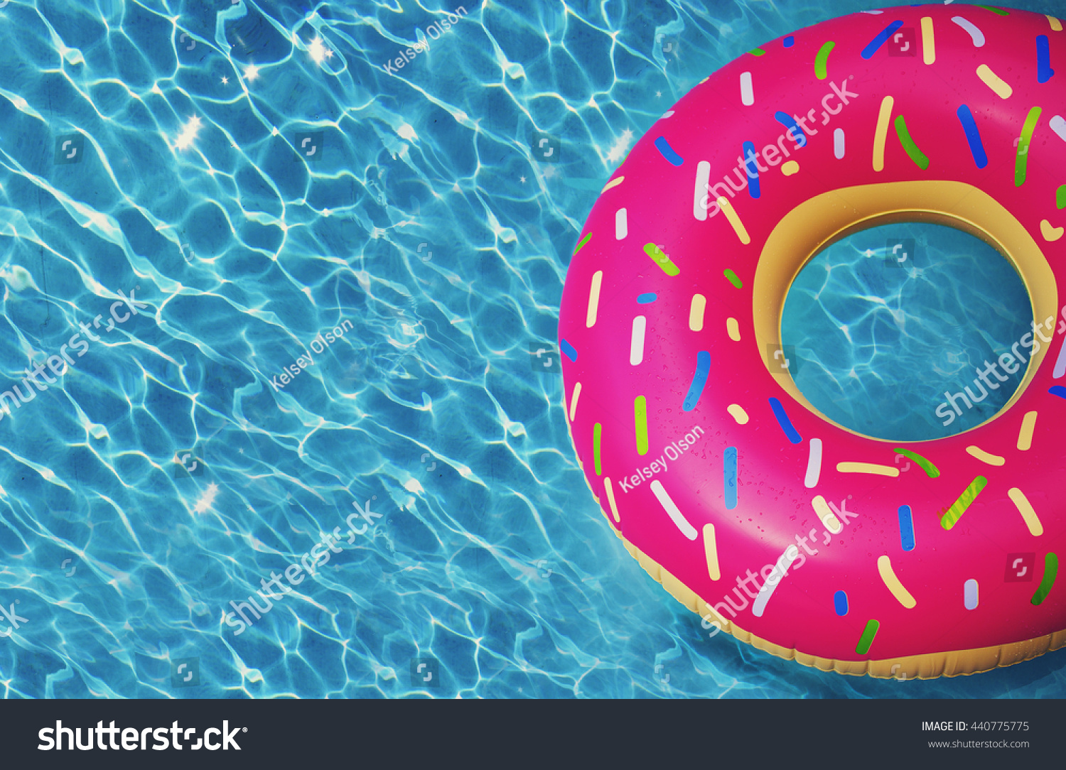 [40+] Float Backgrounds | WallpaperSafari