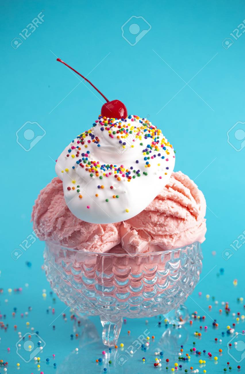 [45+] Sundae Background | WallpaperSafari