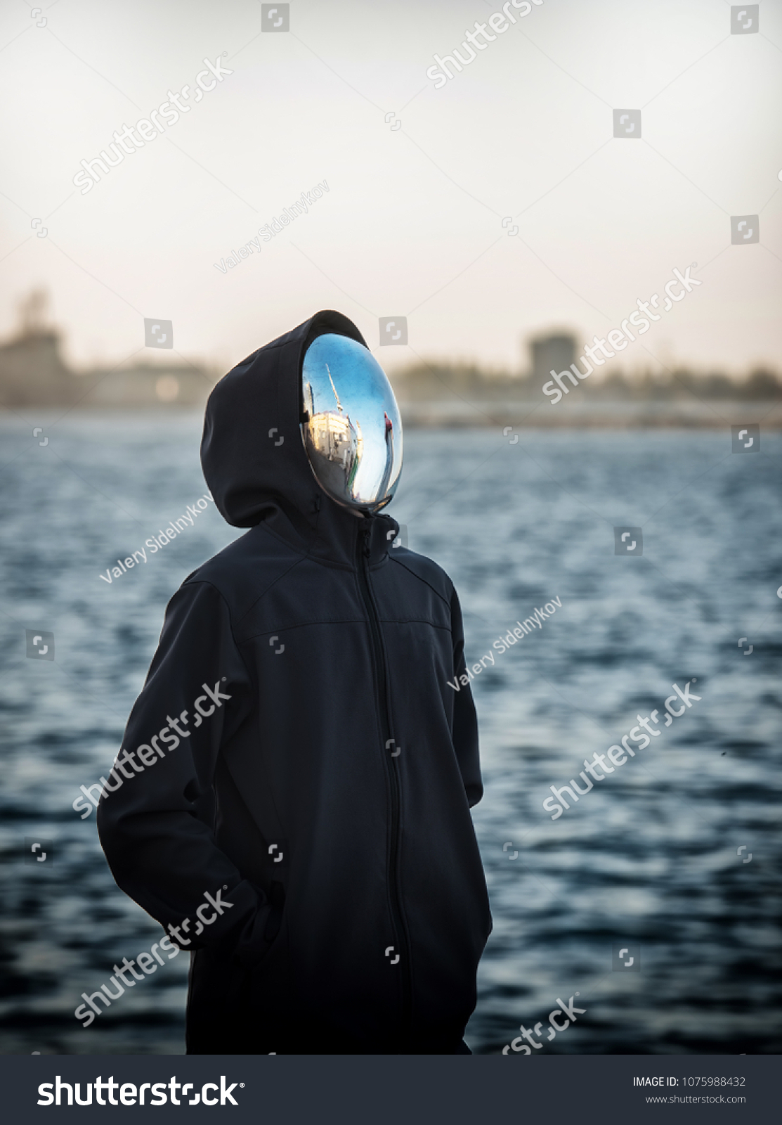 [24+] MirrorMask Background on WallpaperSafari