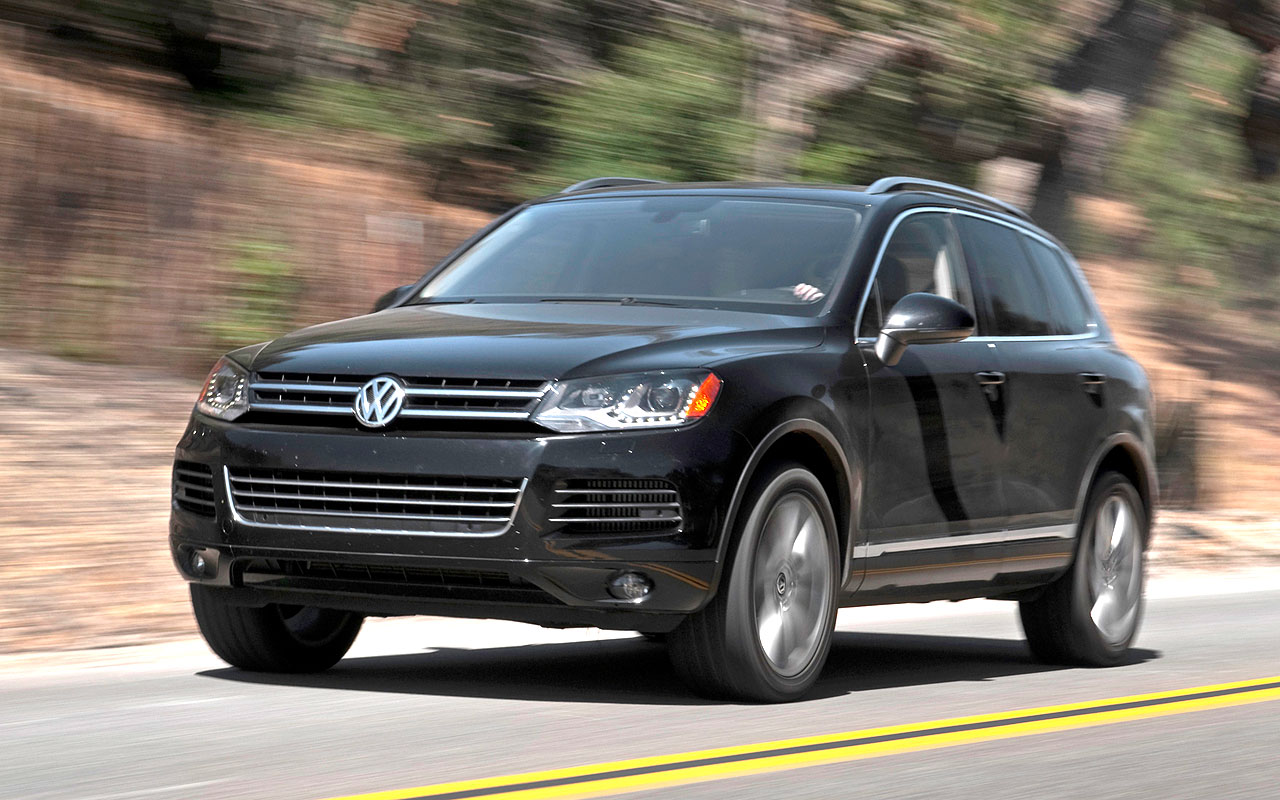 Free download Volskwagen Touareg Mid Size Crossover SUV Pictures and ...