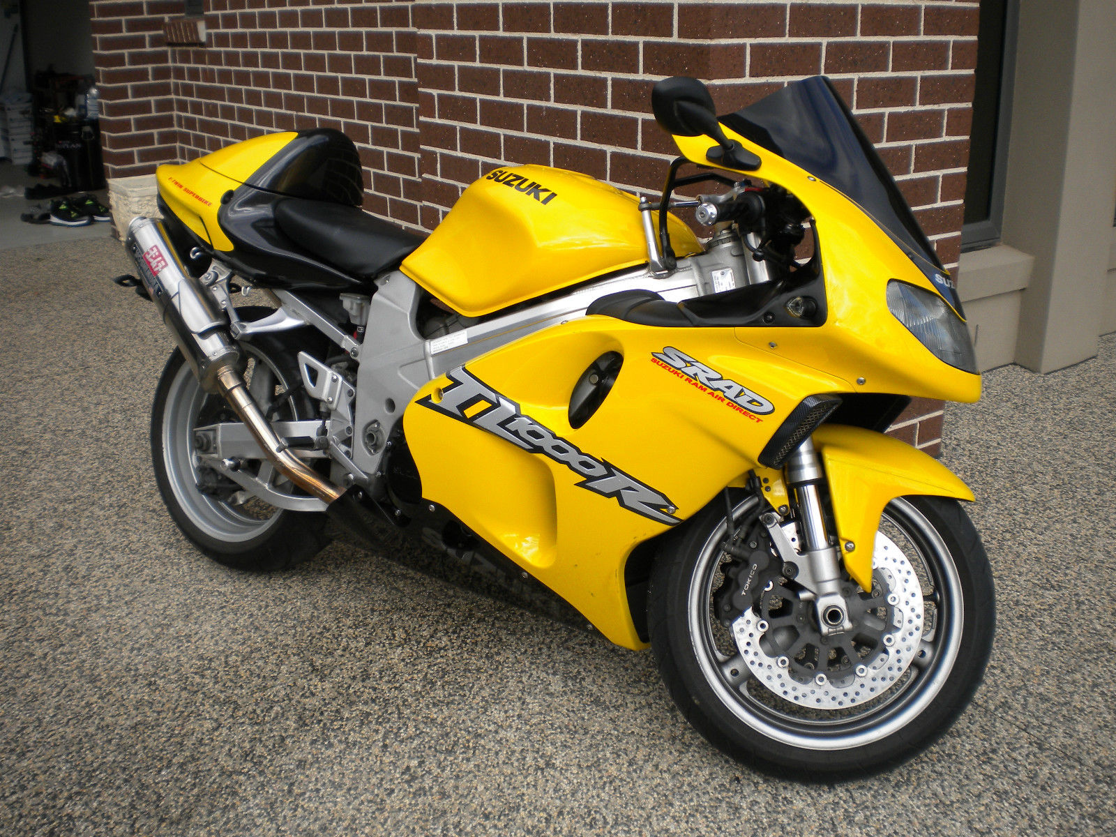 🔥 Free Download Unmellow Yellow Twins And Suzuki tl1000r S In Aus by ...