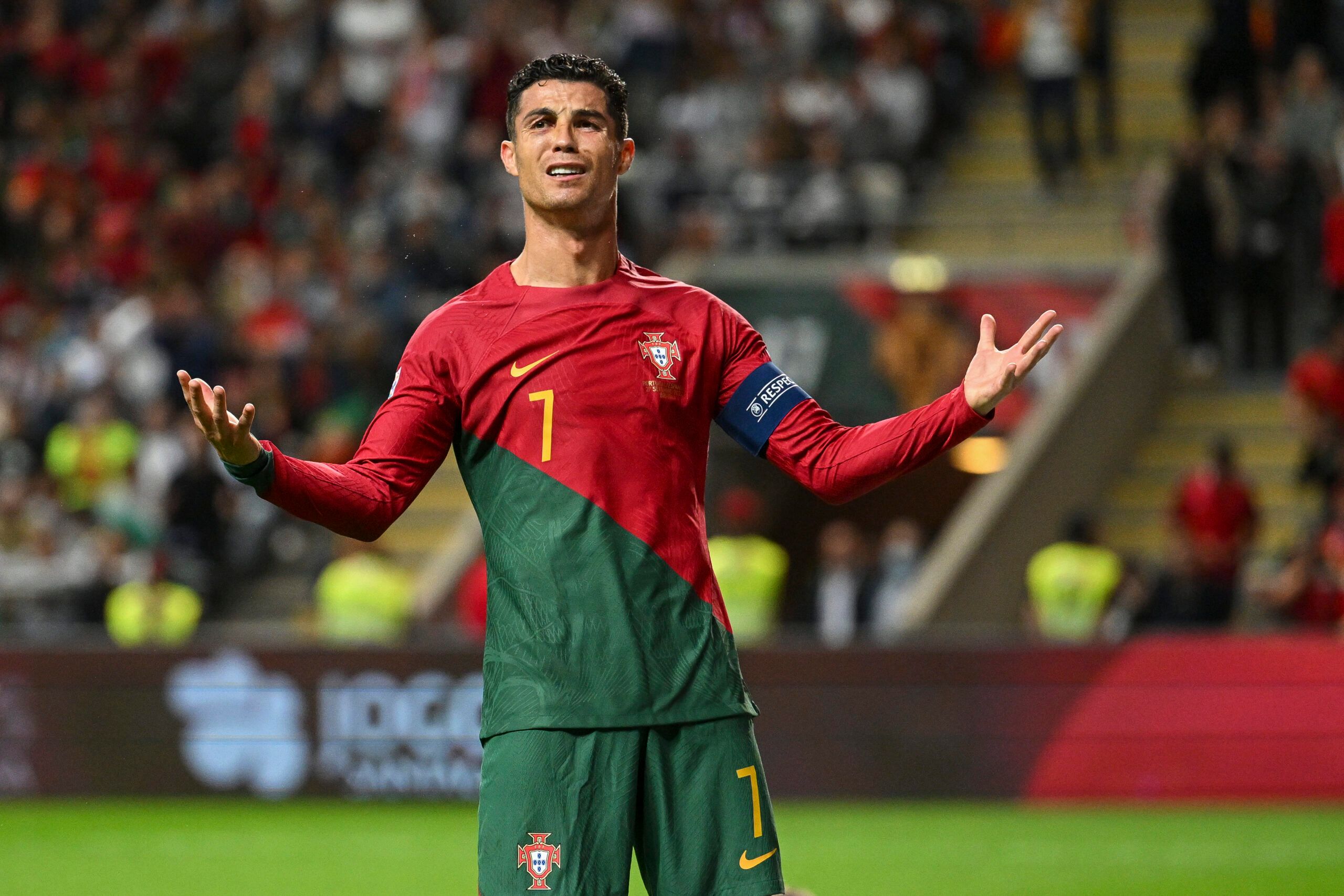 🔥 [40+] Cristiano Ronaldo Portugal Wallpapers | WallpaperSafari