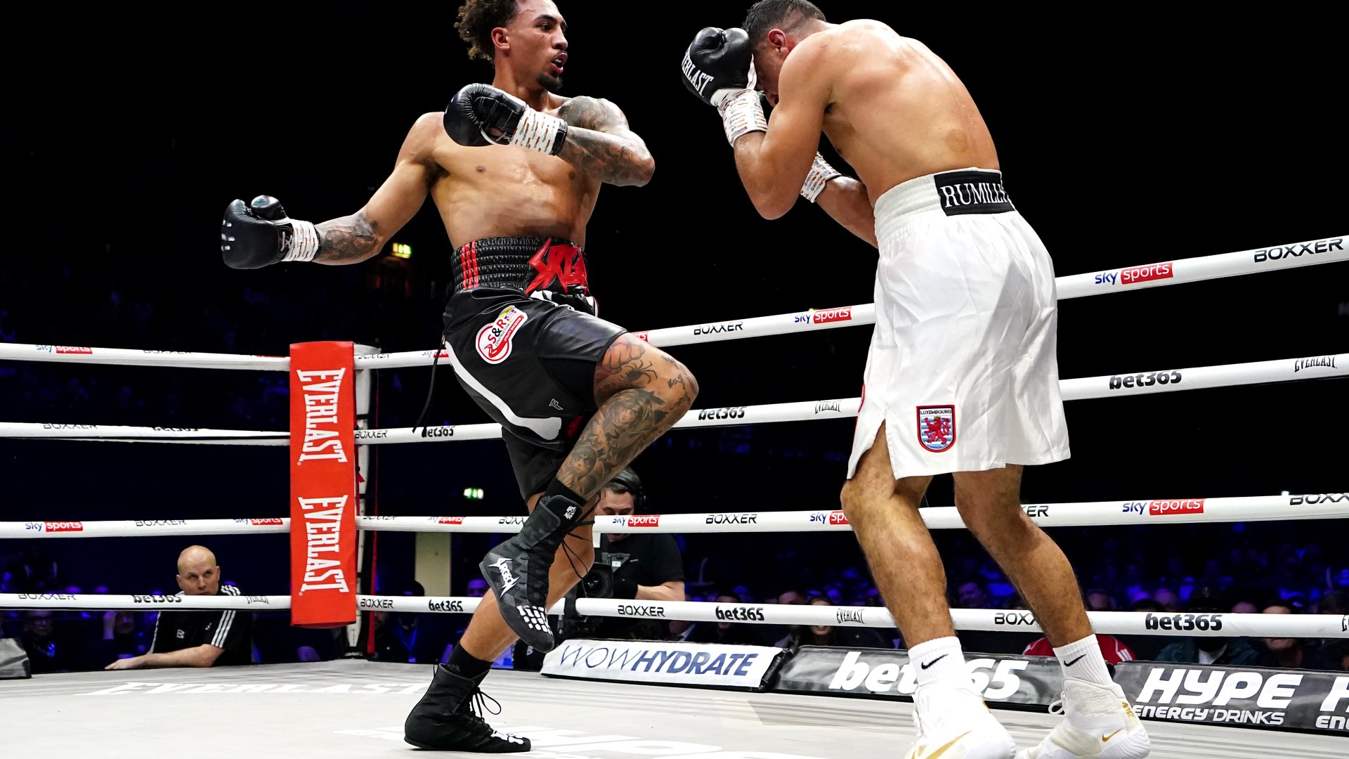 🔥 Free Download Fans Split Over Boxing Hot Prospect Ben Whittaker S ...