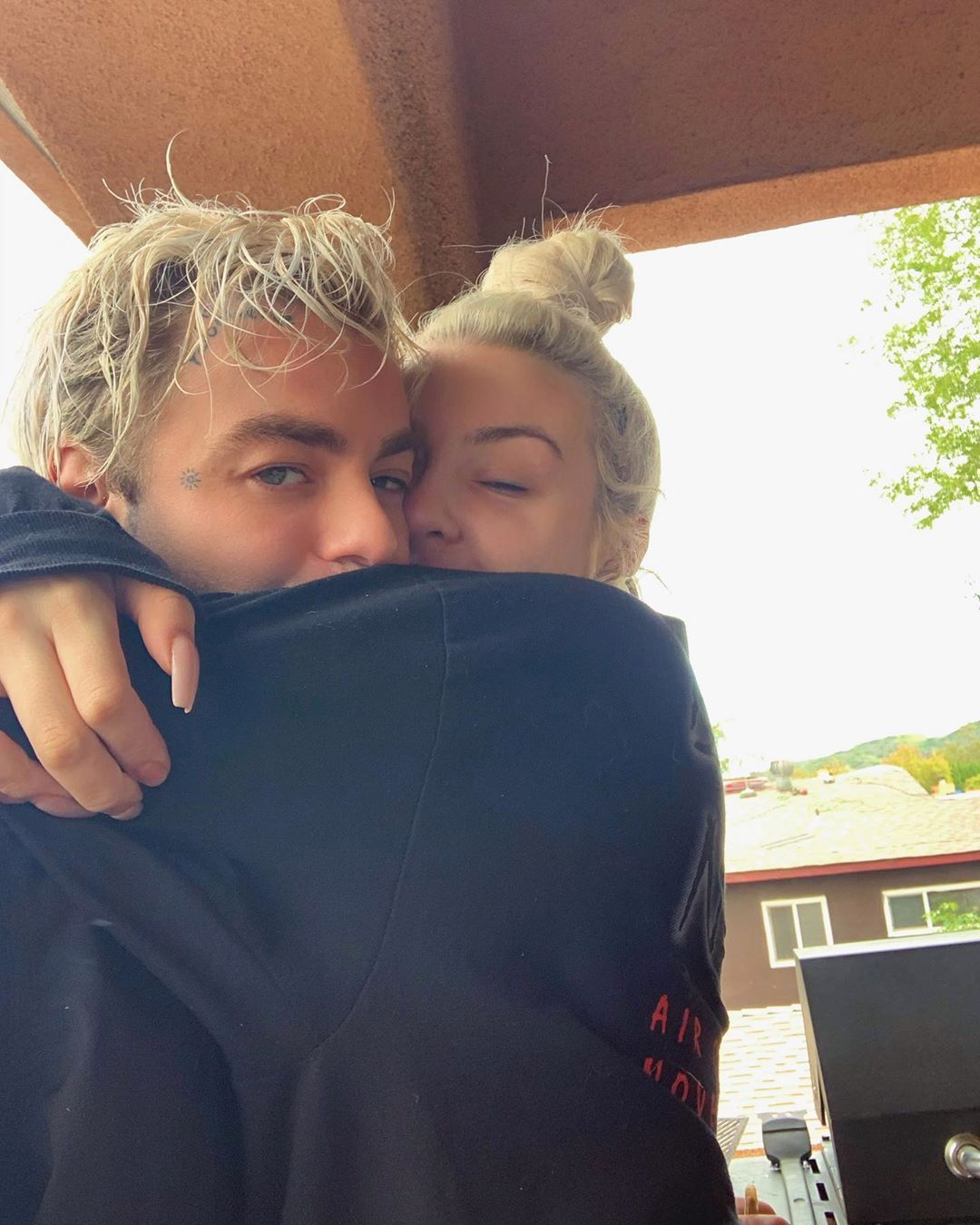 🔥 Free Download Tana Mongeau And Rumored Boyfriend Mod Sun Cuddle In ...