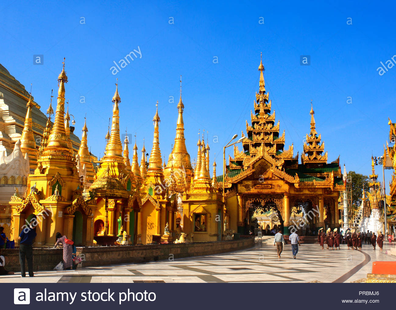 🔥 [46+] Pagoda Background | WallpaperSafari
