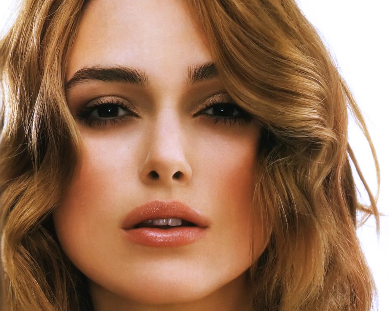 Hollywood Actress Wallpaper WallpaperSafari Hollywood Actress Wallpaper WallpaperSafari