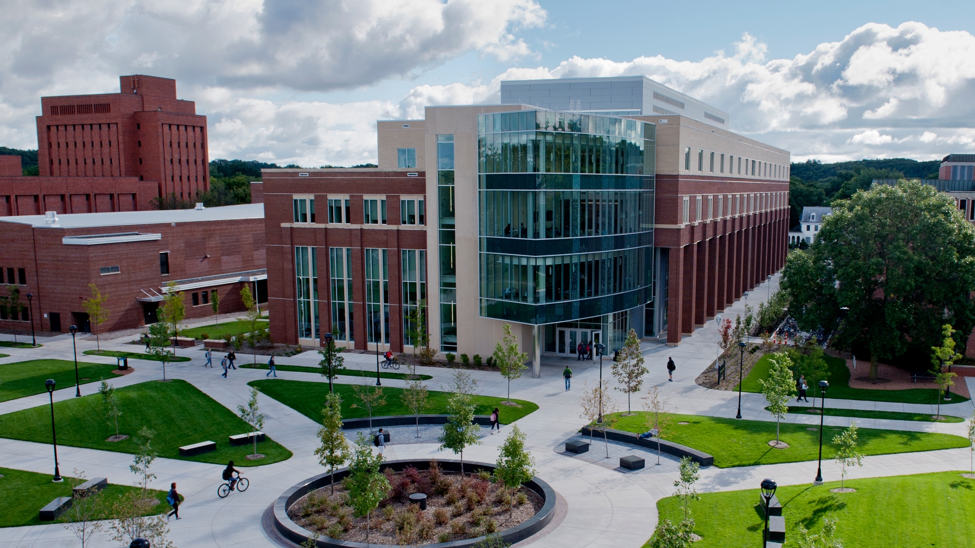 🔥 [50+] UWEC Wallpapers | WallpaperSafari