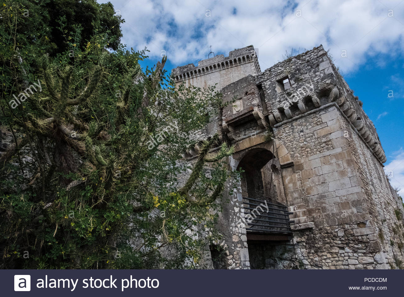 [20+] Medieval Monuments Wallpapers | WallpaperSafari