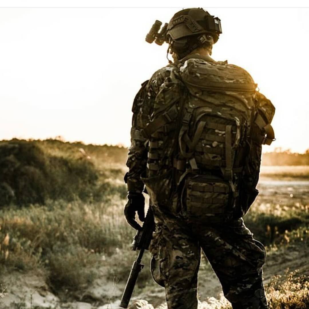 🔥 Free Download Een Commando Van Het Korps Troepen Wallpaper by ...