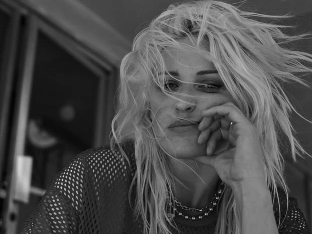 🔥 Free Download Emily Armstrong S Parents Partner And Net Worth ...