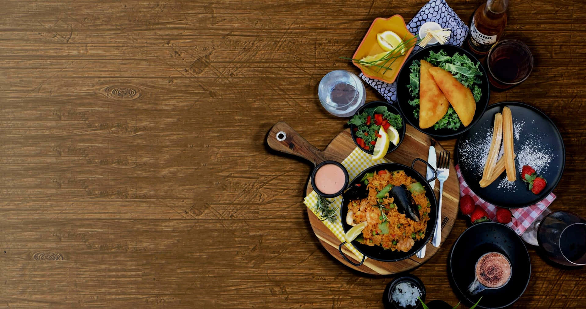 🔥 Free Download Delicious Dining Experience With A Friends Family Food ...