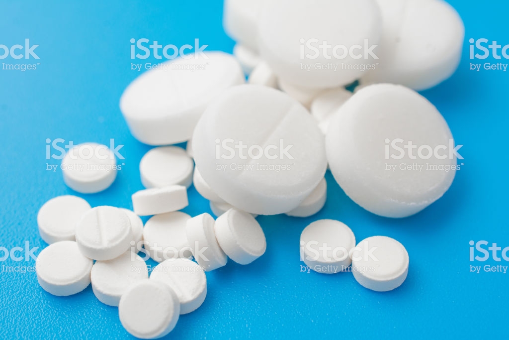 Free download bottle of aspirin PNG image with transparent background ...