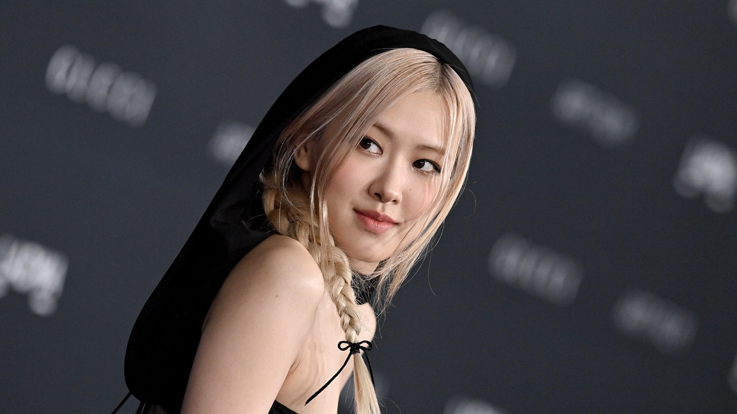 🔥 Free Download Blackpink S Ros Shares Close Up Of Anti Mascara Look On Tiktok by @trosario ...