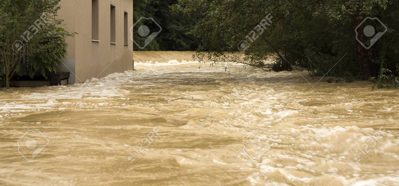 Free download Download wallpaper 1440x900 pier water sea flooding ...