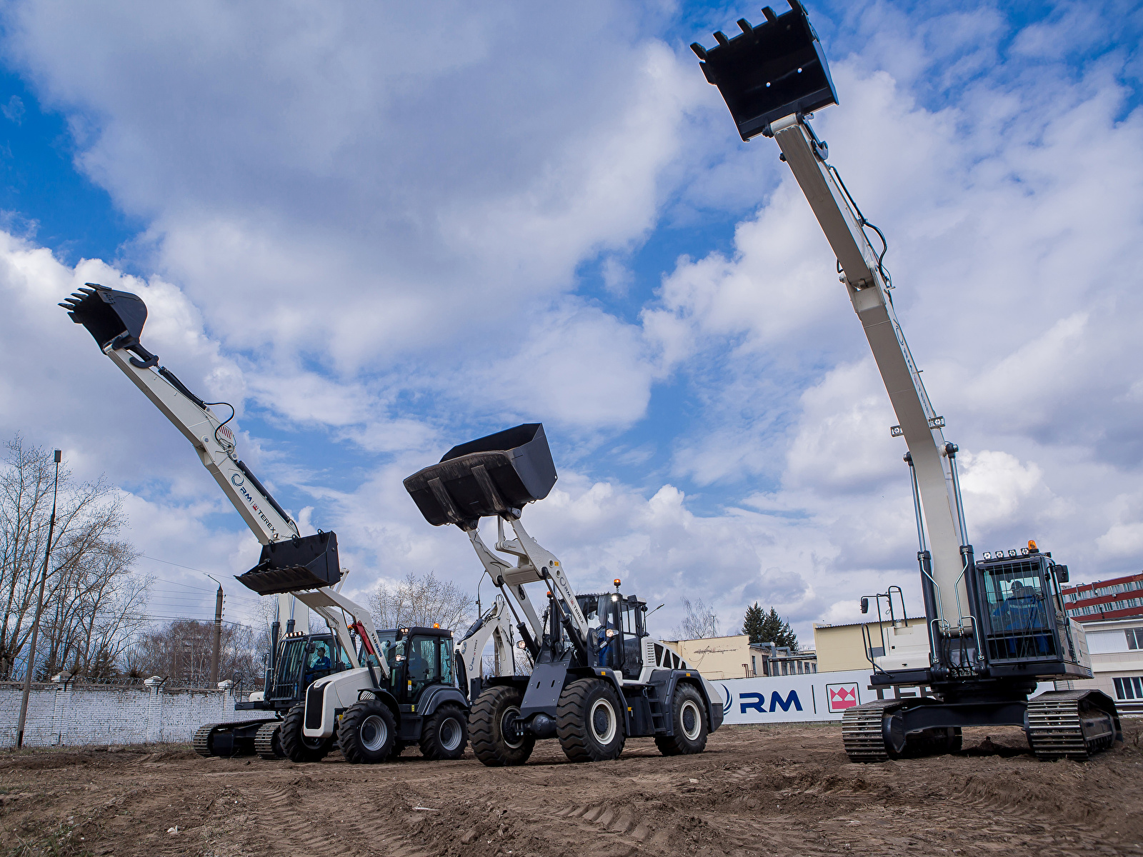 🔥 Free Download Photos Loader Excavator Rm Terex Tlb tl150 by @nbaldwin ...