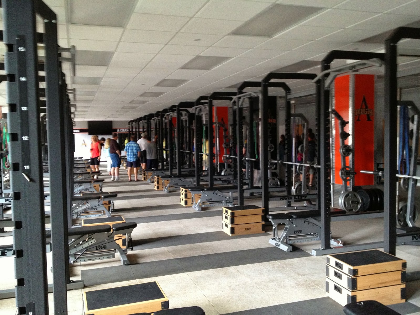 Free download Weight Room Wallpaper The new weight room [1600x1200] for ...