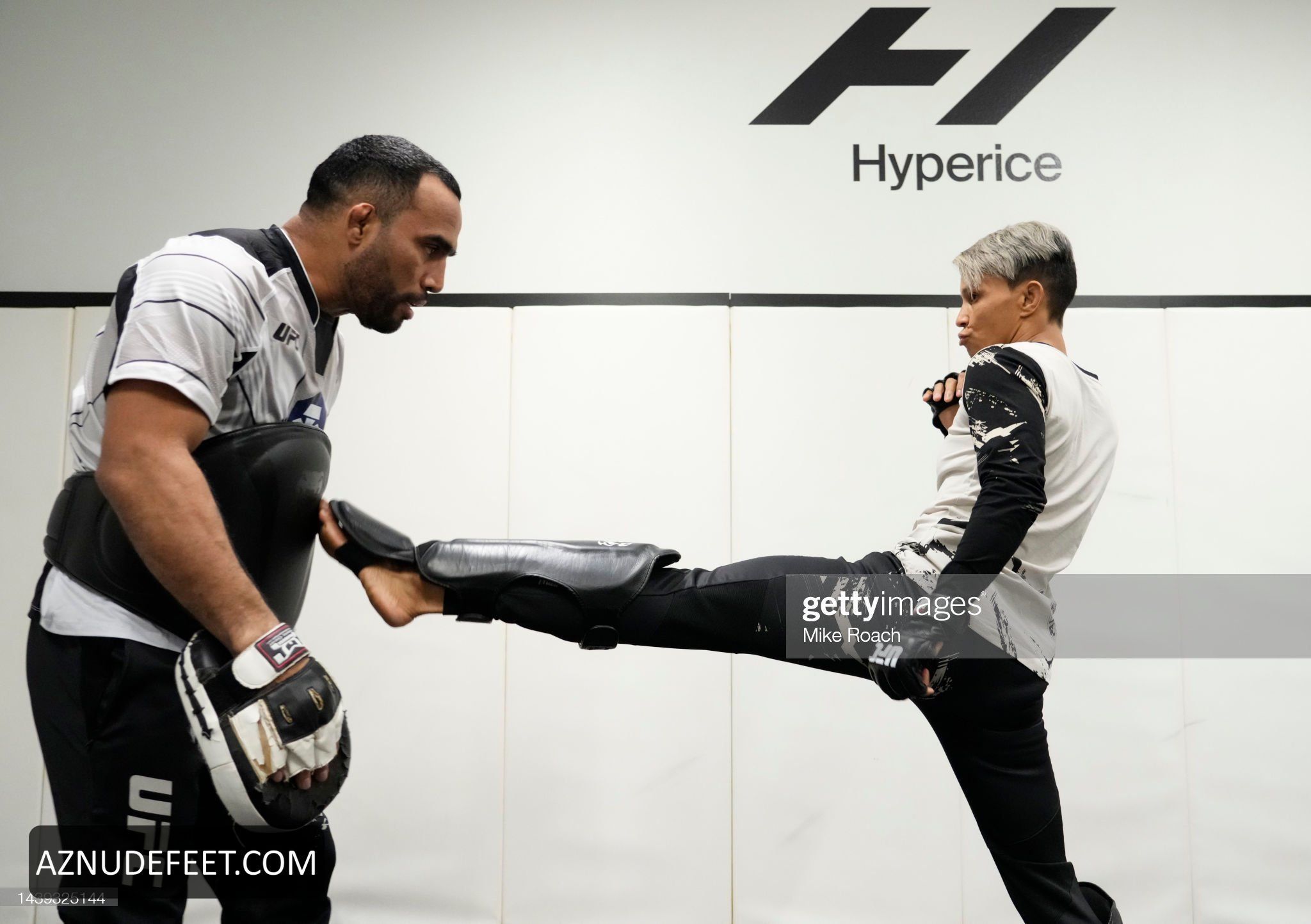 🔥 Free Download Amanda Lemos Encara Mackenzie Dern No Ufc Ap S Les O De ...
