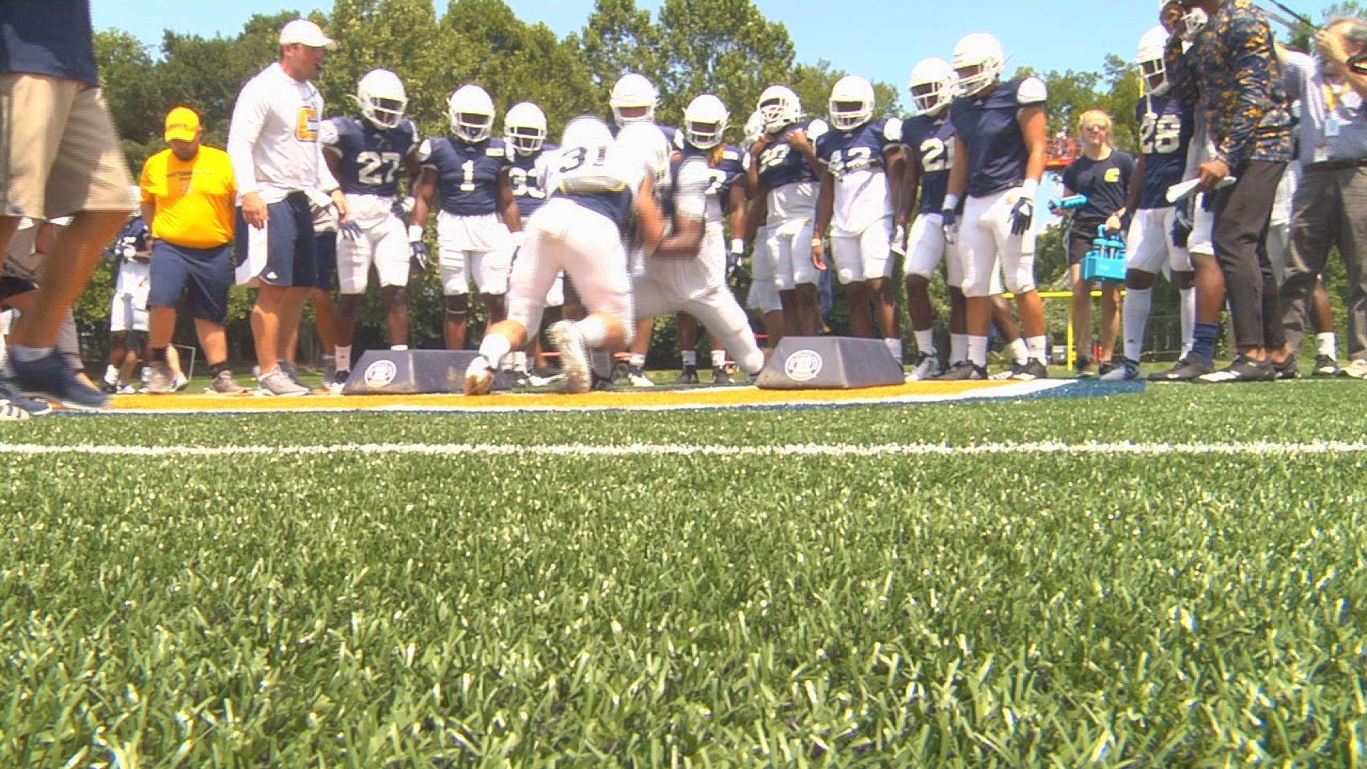 🔥 Free Download Mocs Can T Complete Comeback In Loss At Vmi Wrcbtv by ...