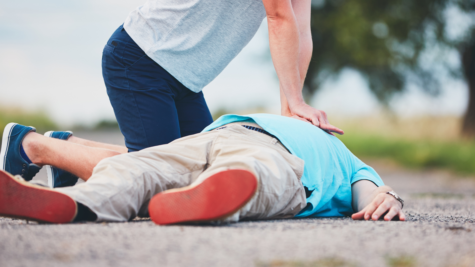 🔥 Free Download Volunteers Save Life By Doing Cpr For Minutes by ...