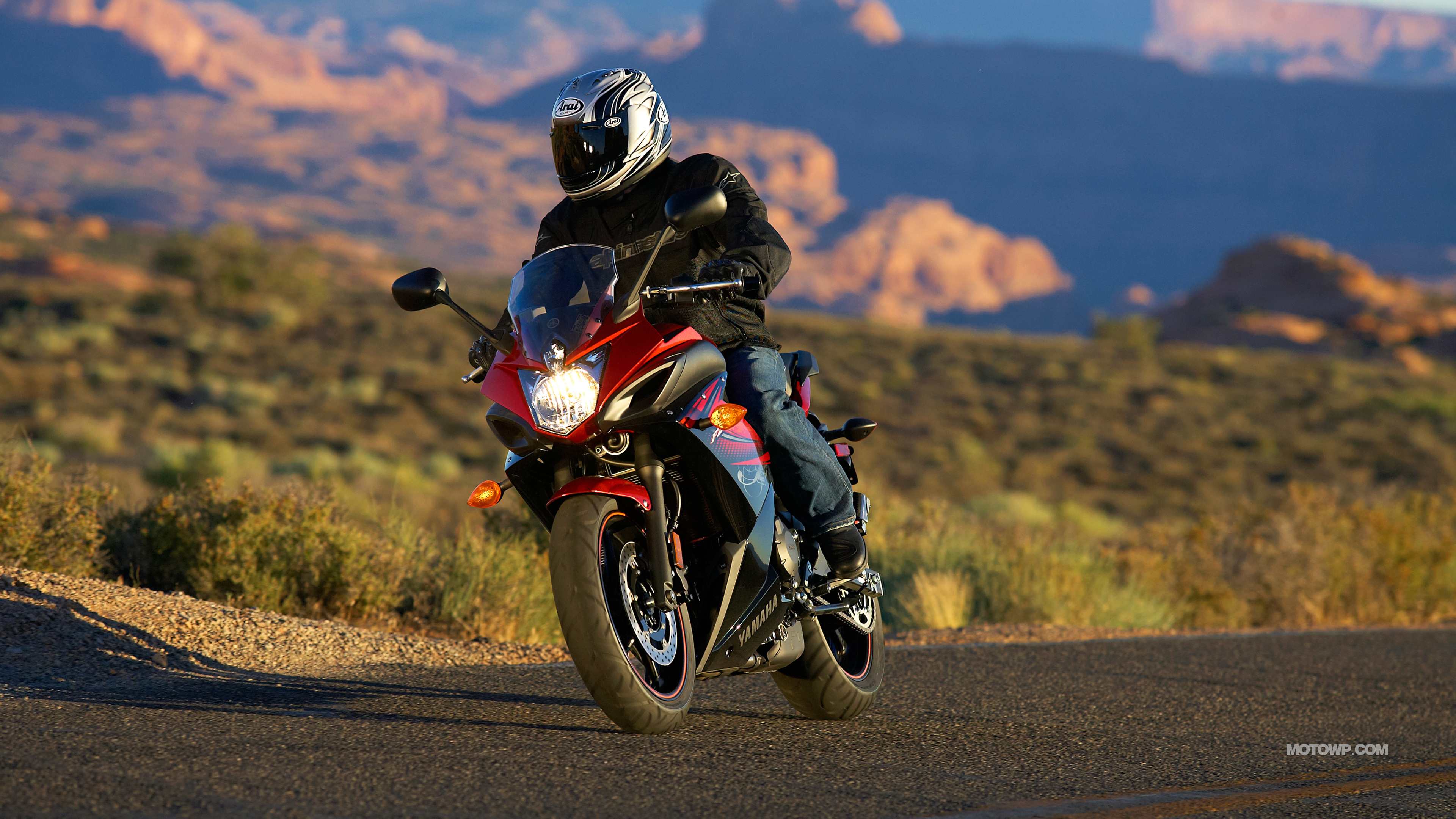 Yamaha Fz6r Motorcycle Wallpapers Hd Wallpapers