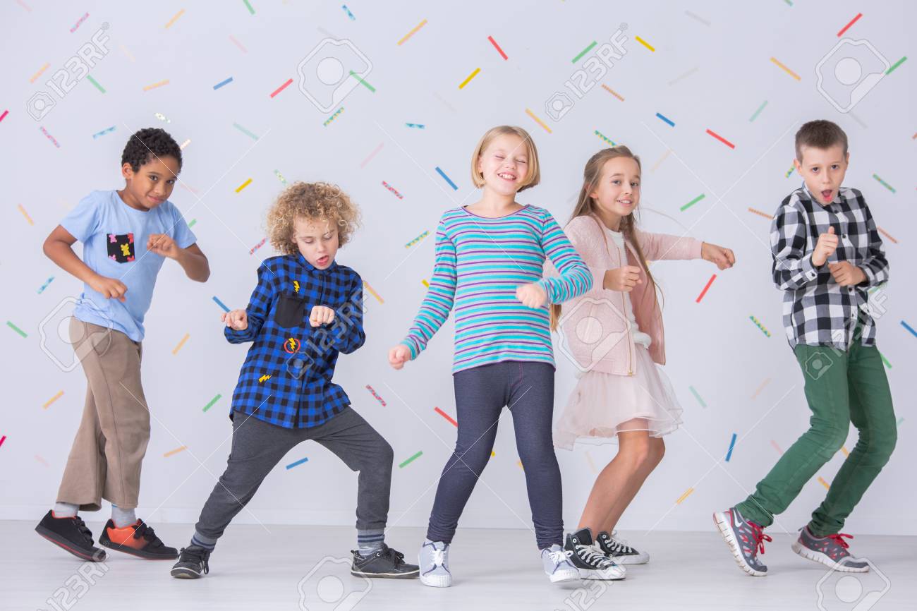 🔥 [14+] Kids Dancing Wallpapers | WallpaperSafari