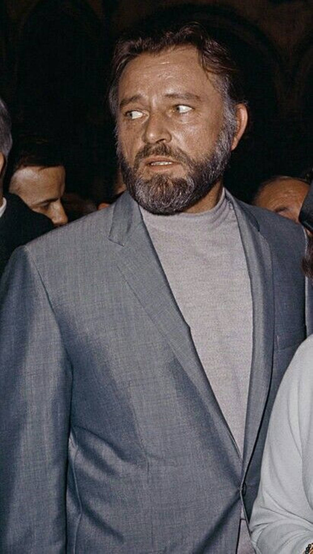 🔥 Free Download The Iconic Richard Burton Sporting A Beard Wallpaper by ...