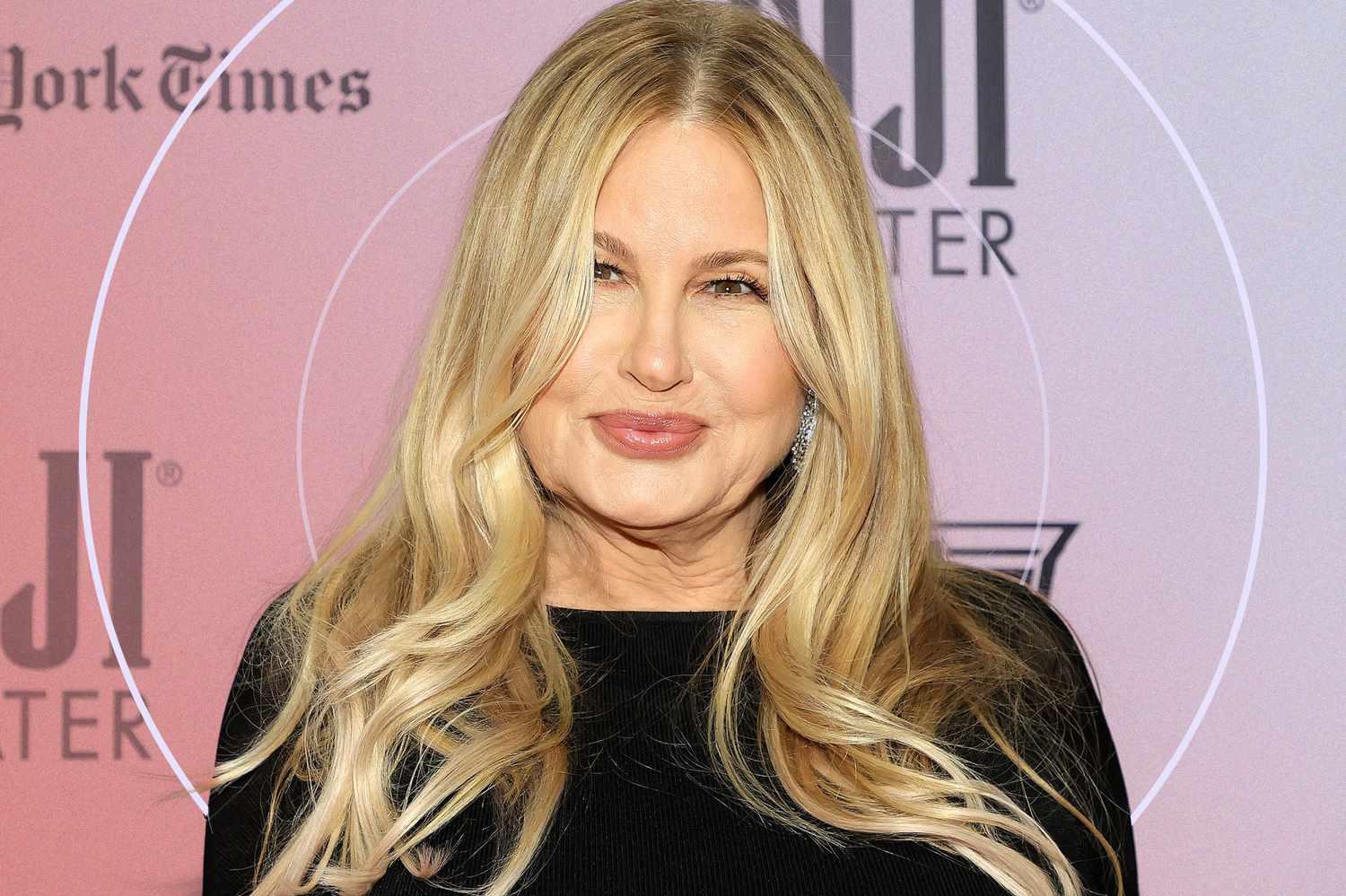 🔥 [60+] Jennifer Coolidge Wallpapers | WallpaperSafari