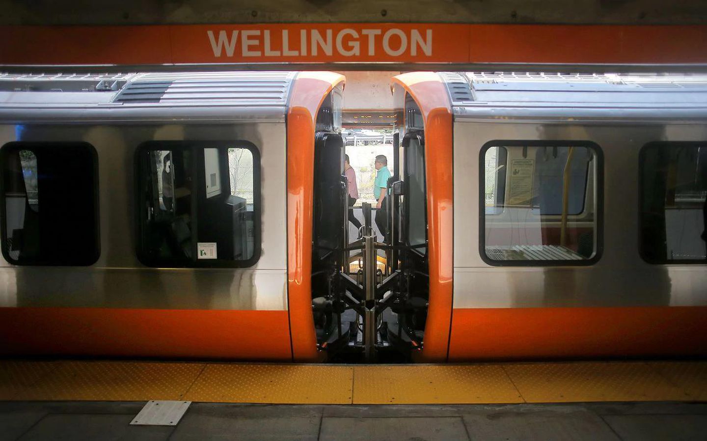 🔥 Free Download Mbta Adding More Features To New Red Orange Line Trains ...