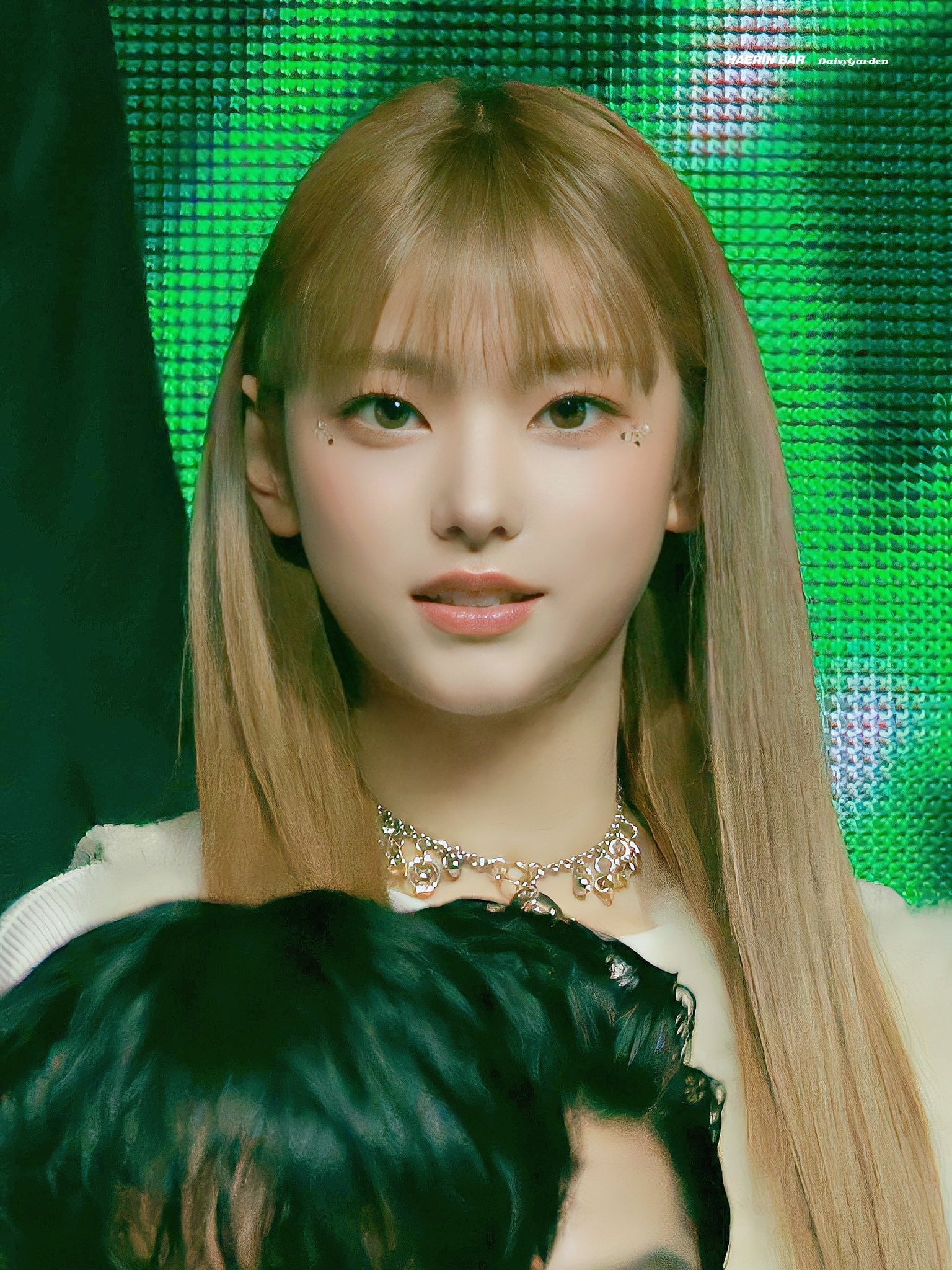 🔥 Free Download Haerin Wallpaper by @mmartin51 | WallpaperSafari