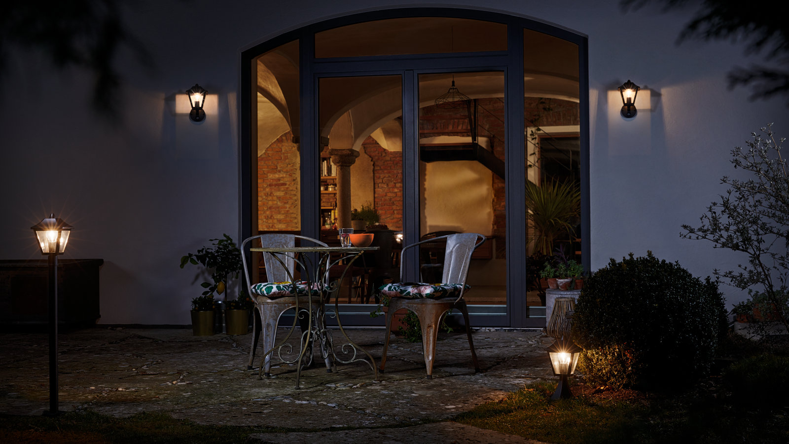 🔥 Free Download Led Wall And Bollard Luminaires In Traditional Design ...